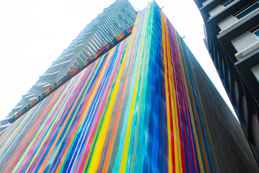 Colorful & Striped Massive Mural on a Miami’s Building Facade – Fubiz Media