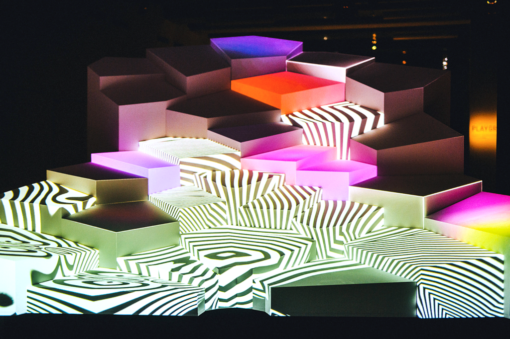 Fantastic Light Installations by Collectif Scale – Fubiz Media
