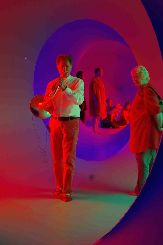 70’s Colourscape Walk Installation in England – Fubiz Media