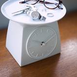 Minimalist Porcelain Clocks Like a Scale – Fubiz Media