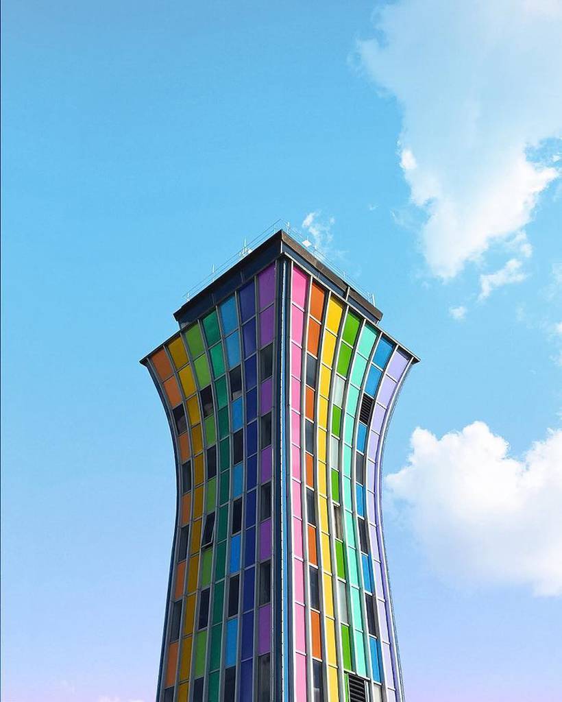 Bewitching Pictures of Colorized Buildings – Fubiz Media