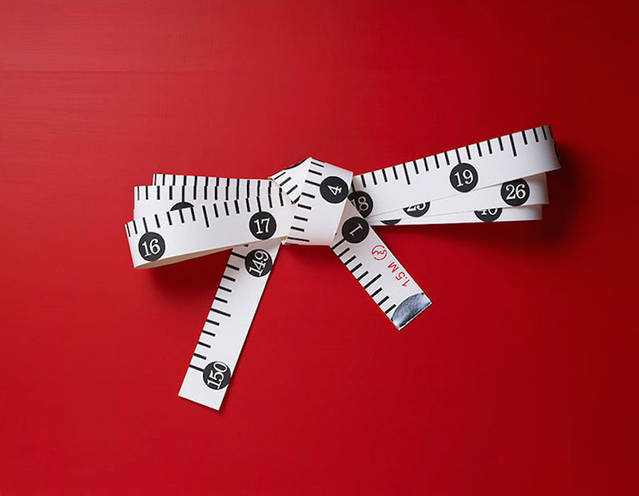 Hyperrealistic Paper Sculptures of Everyday Objects – Fubiz Media