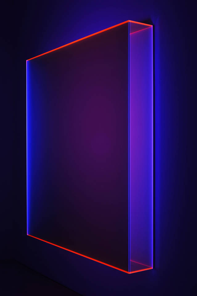 Fluorescent Acrylic Glass Art – Fubiz Media