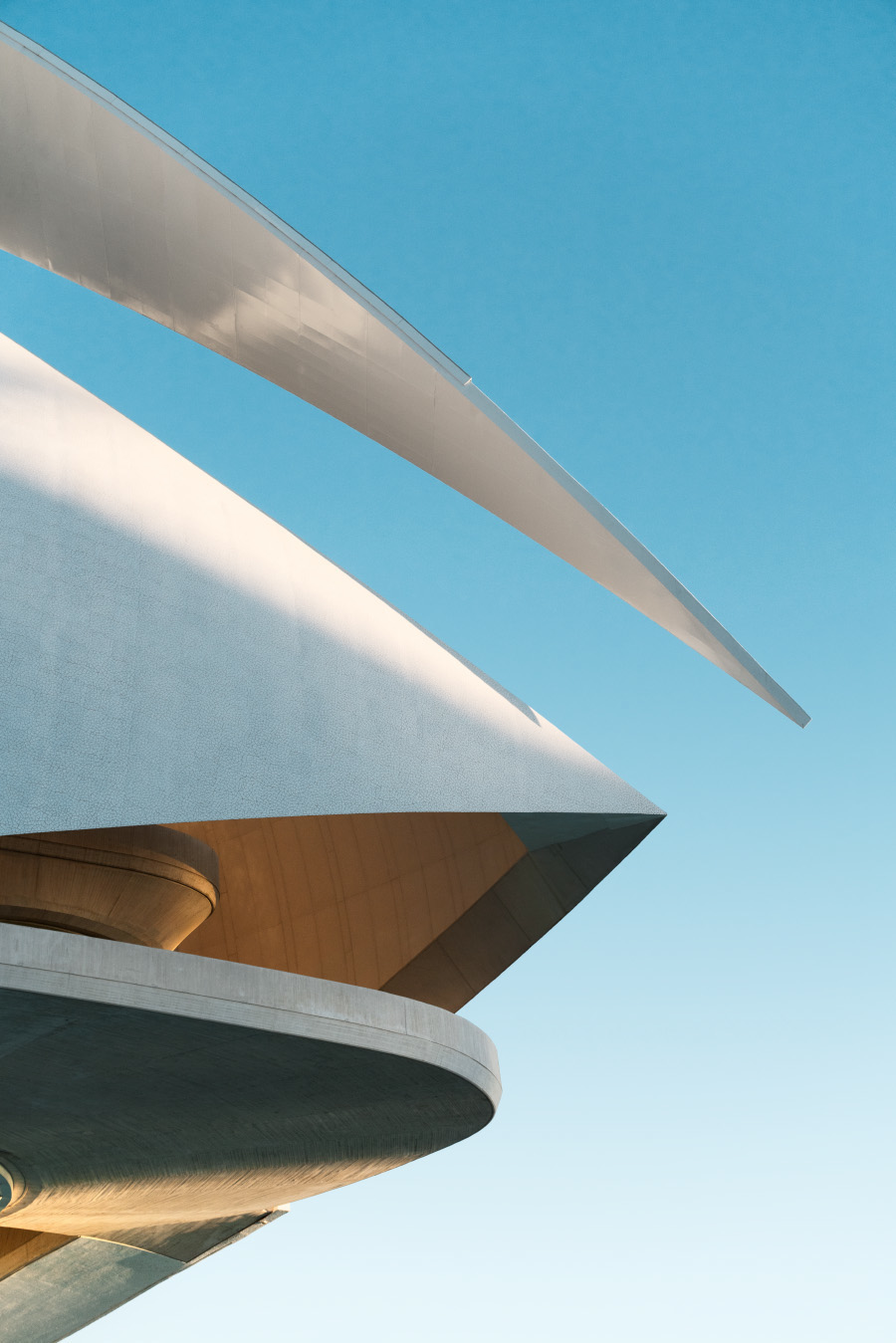Bewitching White and Sky Blue Architecture Photography-9 – Fubiz Media