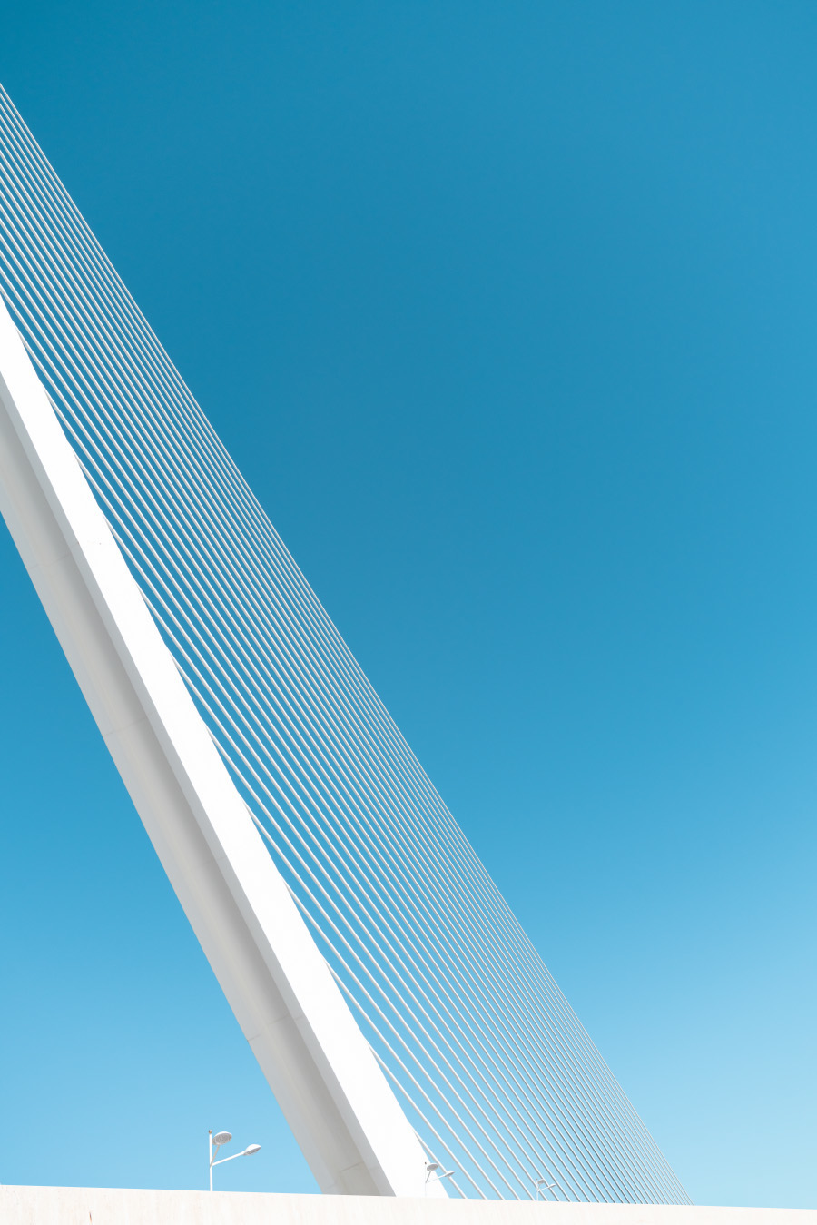 Bewitching White and Sky Blue Architecture Photography-18 – Fubiz Media