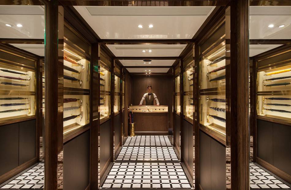 Stylish English Inspired Lounge Bar in Hong Kong – Fubiz Media