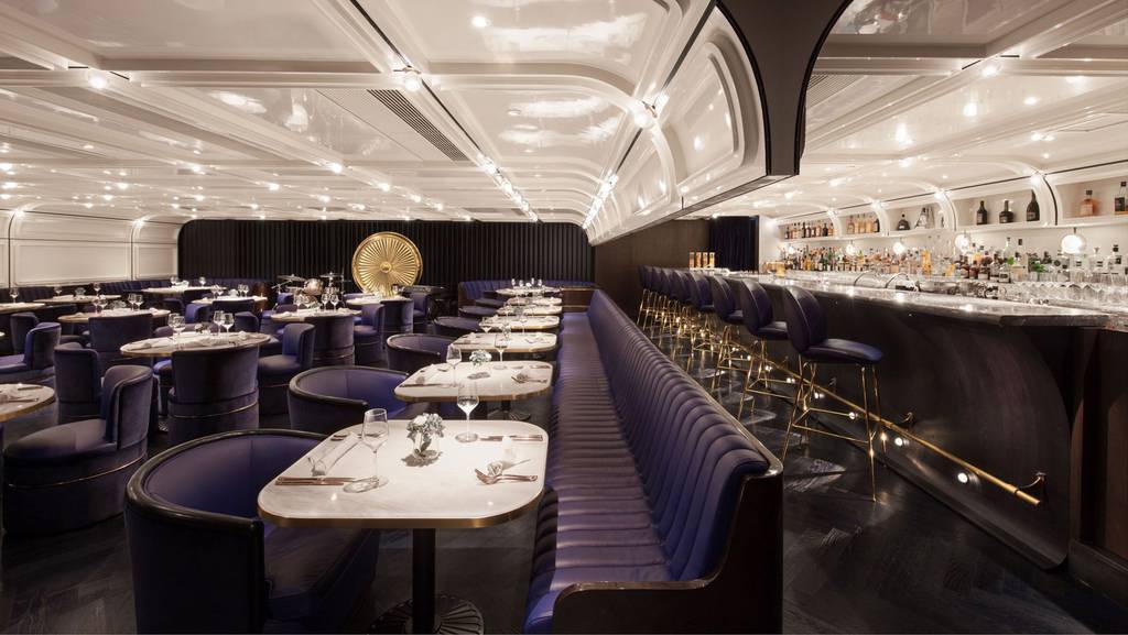 Stylish English Inspired Lounge Bar in Hong Kong – Fubiz Media