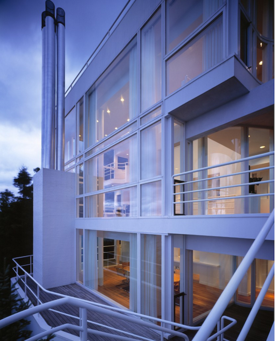 Superb Glazed House Near Lake Michigan – Fubiz Media