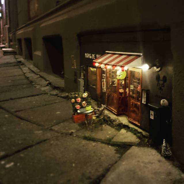 Cute Tiny Shops Created at the Bottom of Buildings – Fubiz Media