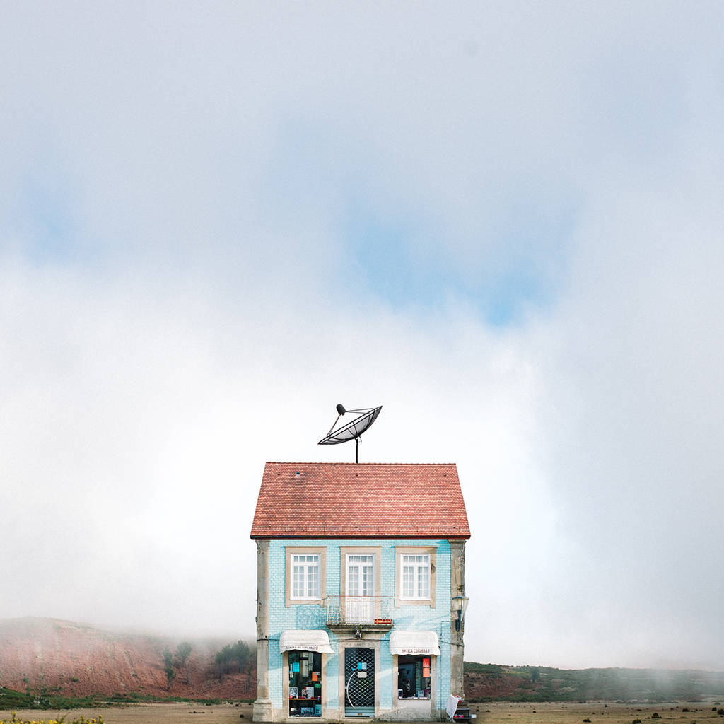 Portraits of Lonely Houses in Portugal – Fubiz Media