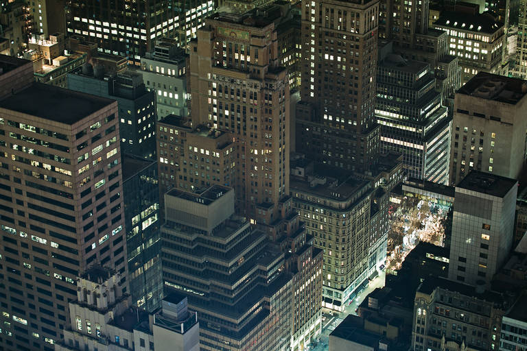Stunning Pictures of Manhattan Skyline at Night – Fubiz Media