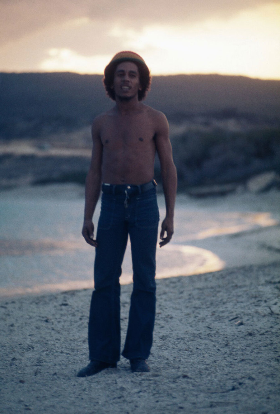 Bob Marley Intimate Portraits in Jamaica – Fubiz Media