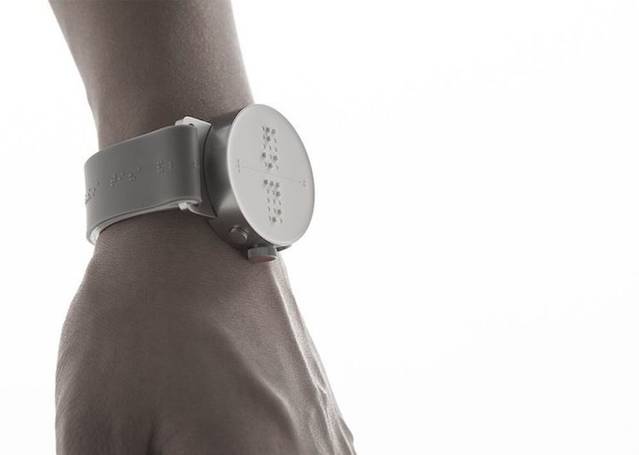 World’s First Braille Smartwatch – Fubiz Media