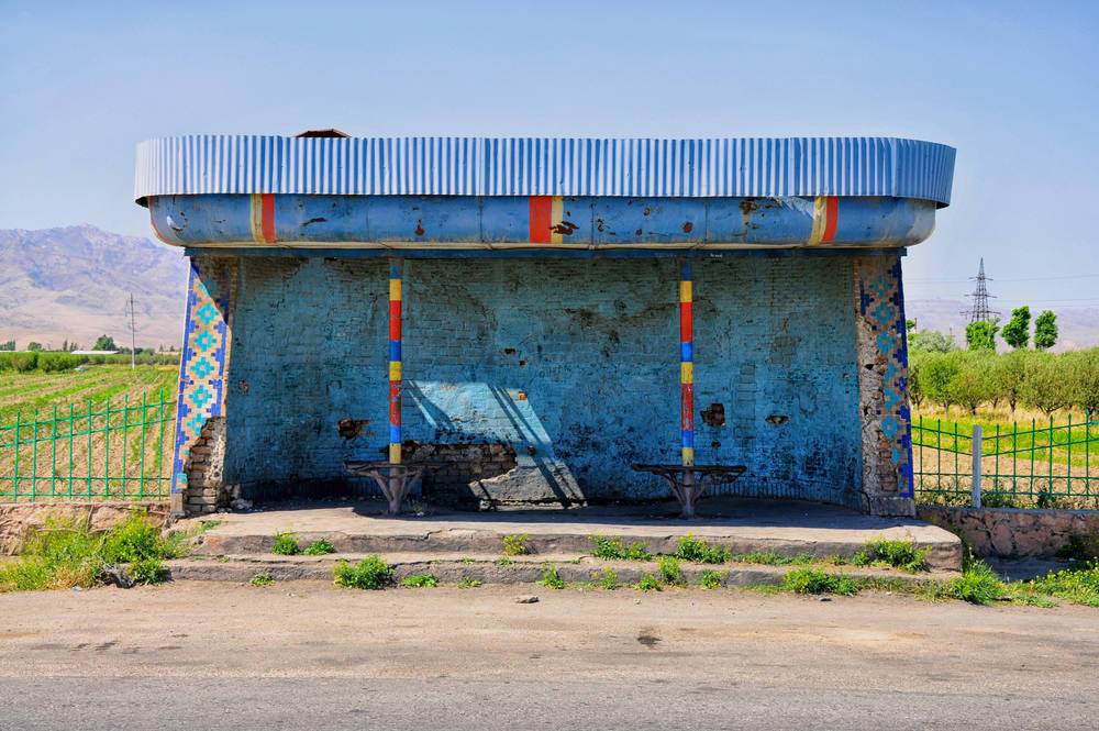 Back in the USSR with Bus Stop – Fubiz Media
