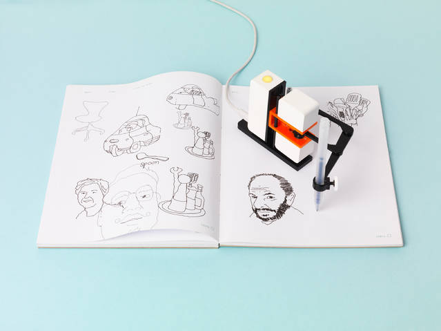 Clever Miniature Robot Reproducing Your Drawings on Devices on Paper ...
