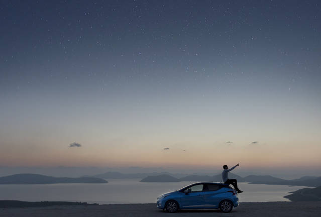 Cars & Sunset Colors Photographs – Fubiz Media