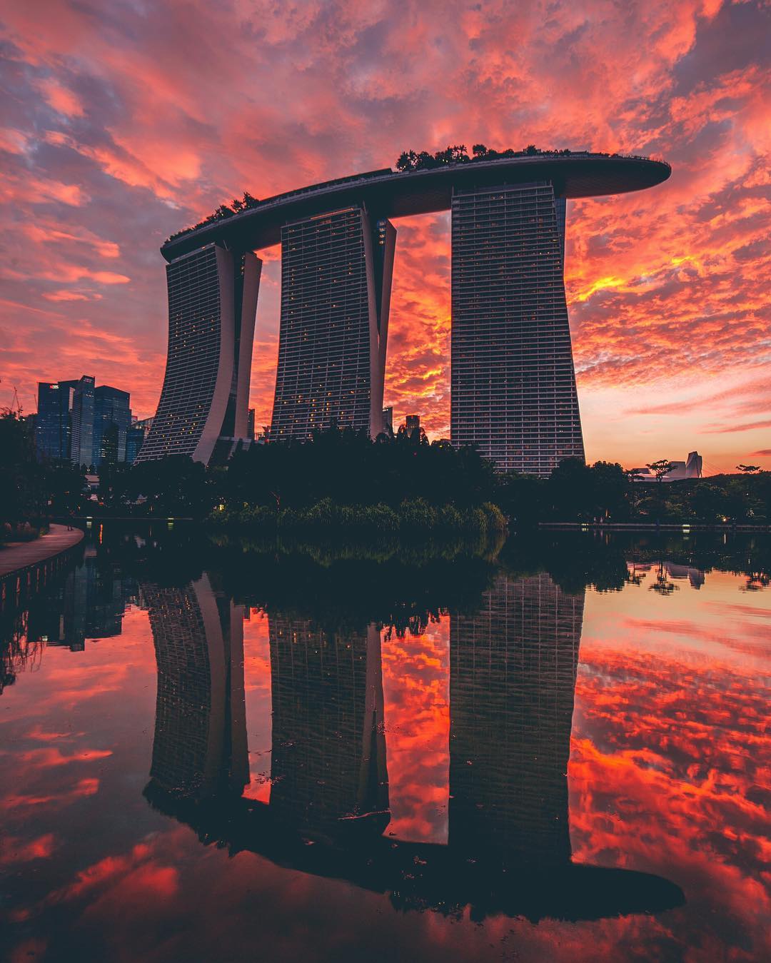 Stunning Photographs of Singapore Architecture – Fubiz Media