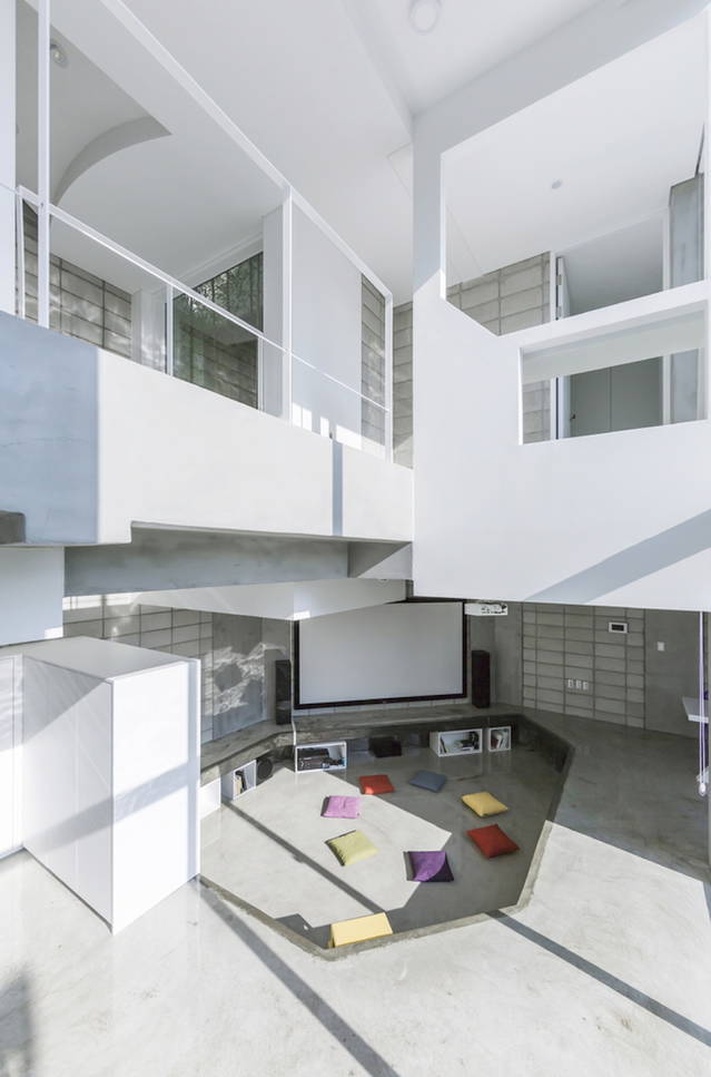 Alluring ‘Flying House’ in Seoul – Fubiz Media