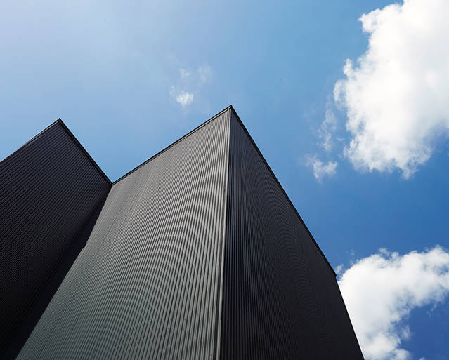 Alluring Black Box House in Tokyo – Fubiz Media
