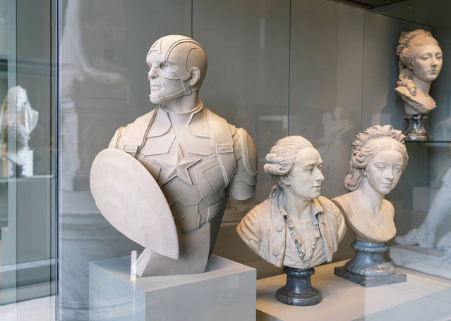 Stunning Marble Statues of Super Heroes – Fubiz Media