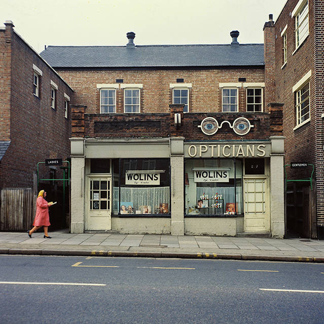 Dazzling Photographs of Leeds in 1979 – Fubiz Media