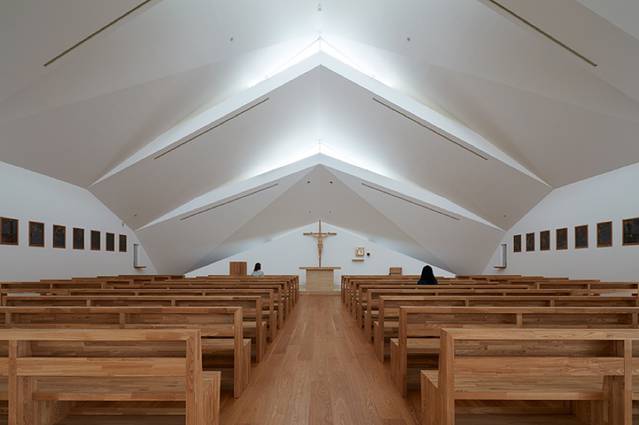 Design Church in Japan – Fubiz Media