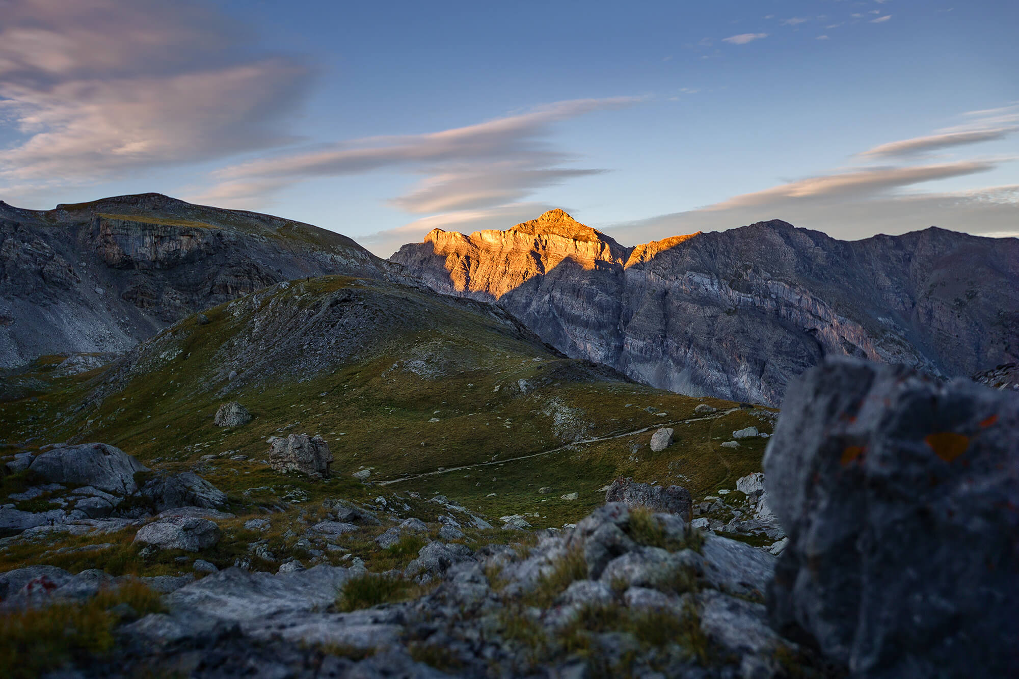 Magnificent Hike in the French Alps – Fubiz Media