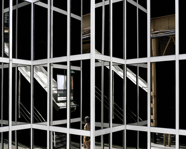 Beautiful Street Photography by Clarissa Bonet – Fubiz Media