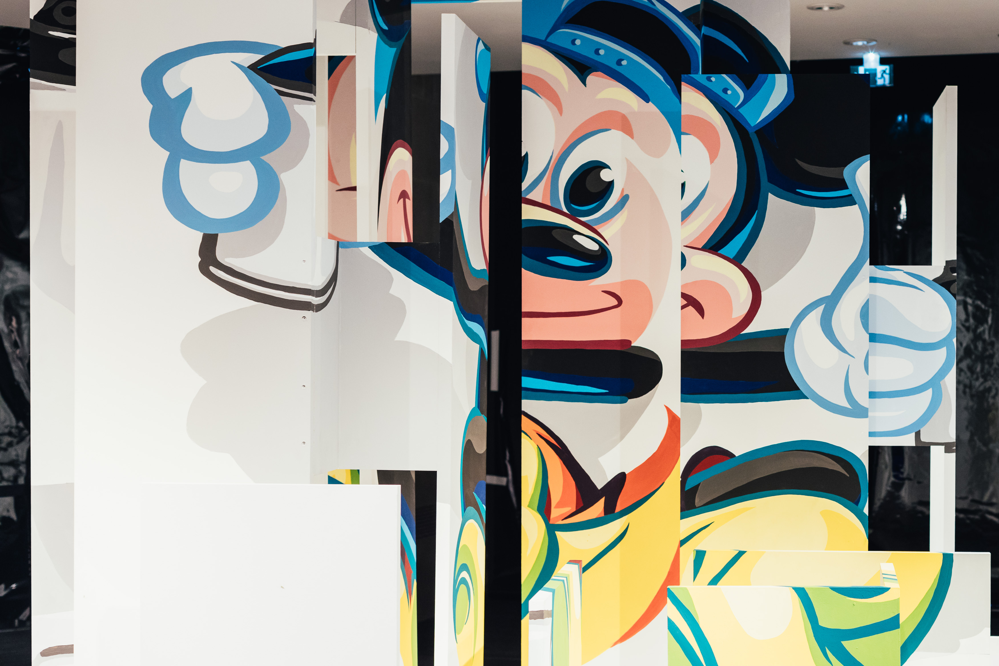 Mickey Mouse in an Impressive Anamorphic Artwork – Fubiz Media