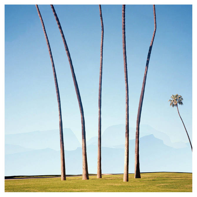 George Byrne Spins Banal Urban Scenes – Fubiz Media