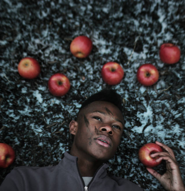 Poignant Self-Portraits of Torrance Hall – Fubiz Media