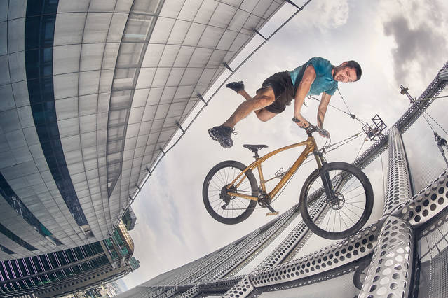 Gravity-Defying Sport Pictures by Benjamin Von Wong – Fubiz Media