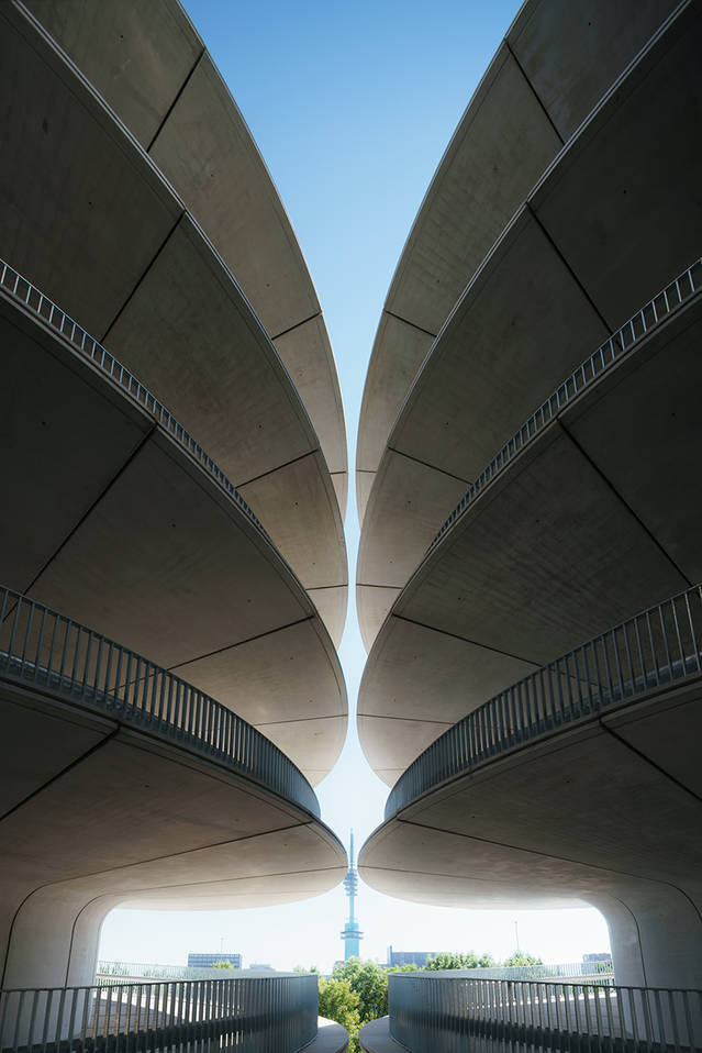 Stunning Helix-Shaped Car Park – Fubiz Media