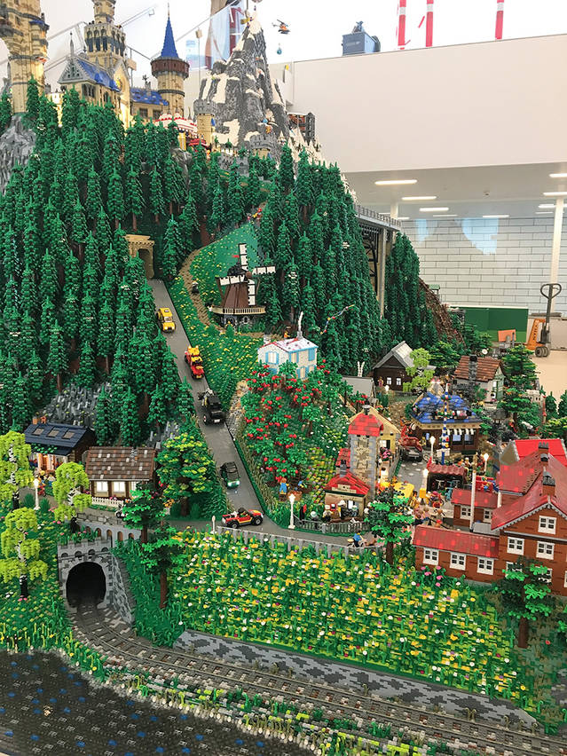 Memorable Night to Win in the Prodigious LEGO House – Fubiz Media