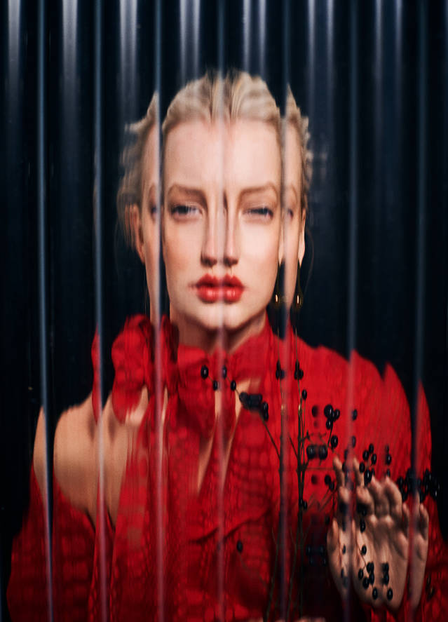 Cryptic Fashion Photography by Elizaveta Porodina – Fubiz Media