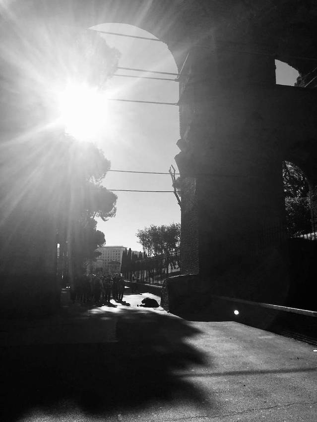 Stunning Shots of Rome in Black and White – Fubiz Media