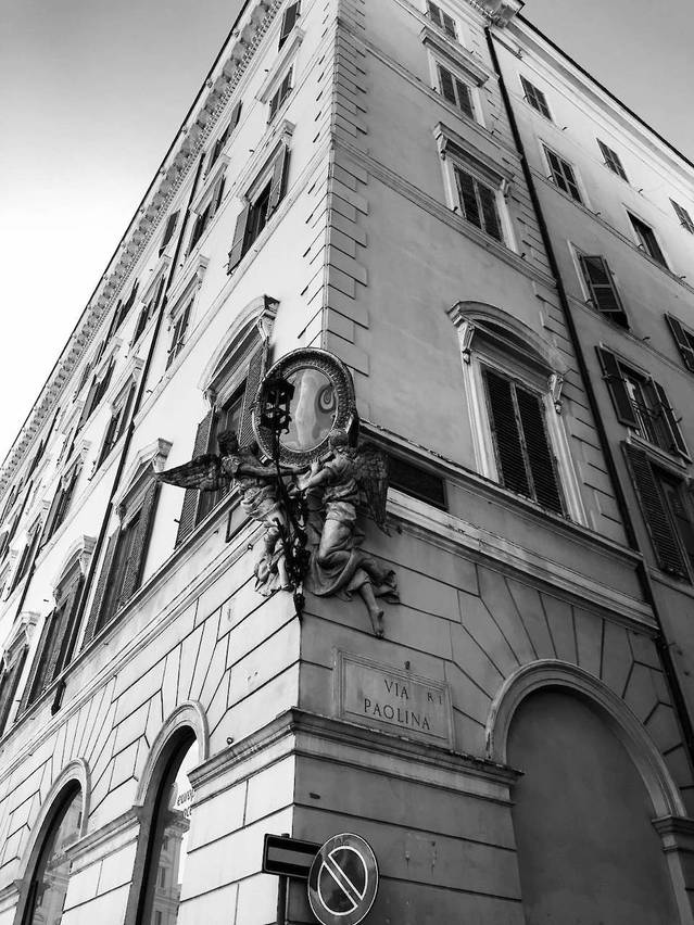 Stunning Shots of Rome in Black and White – Fubiz Media