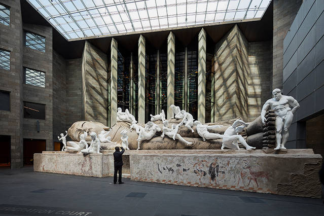 Incredible Blending of Eastern and Western Sculptures – Fubiz Media