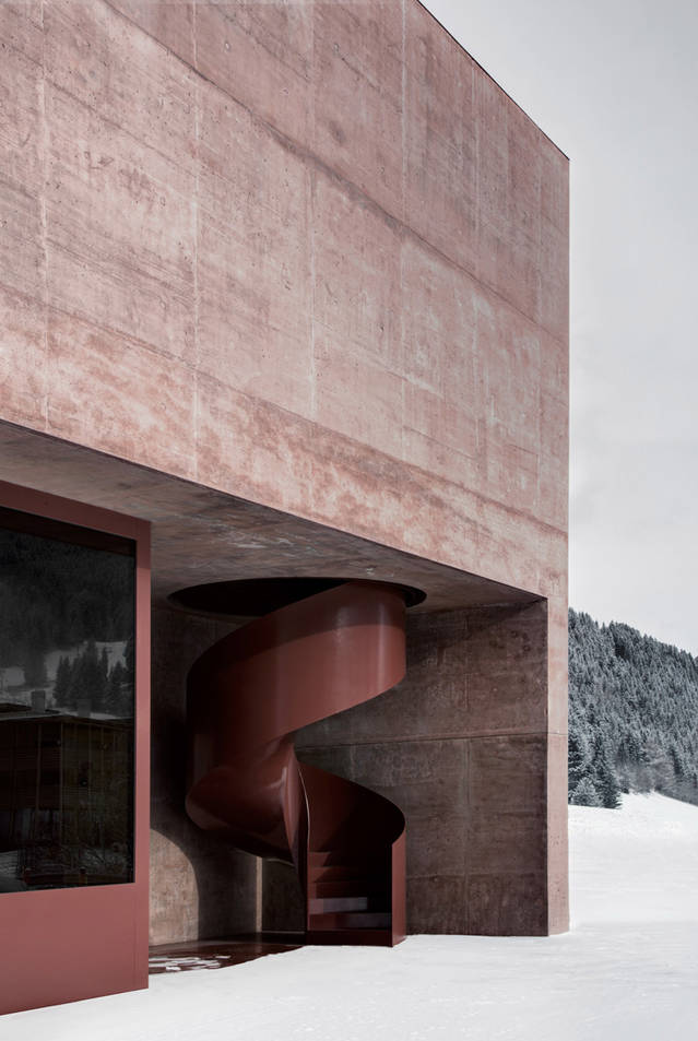 Two Monochromatic Italian Fire Stations – Fubiz Media