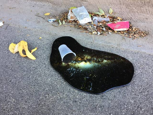 Man-Made Puddles Reflecting Skies and Galaxies – Fubiz Media