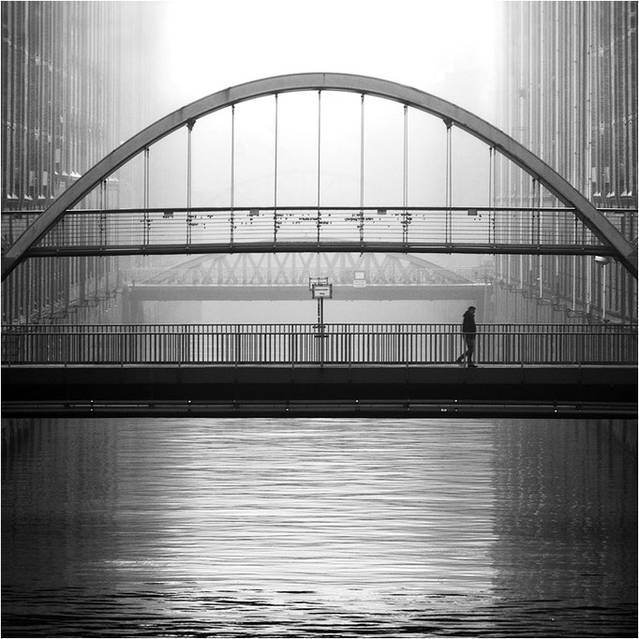 Wonderful High-Contrast Urban Photography – Fubiz Media