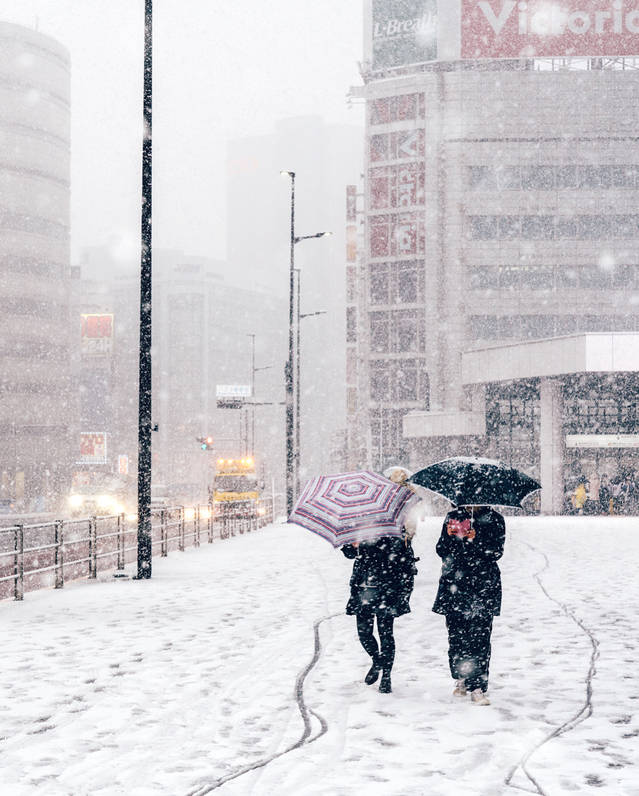 Magical Images of Tokyo Under the Snow – Fubiz Media
