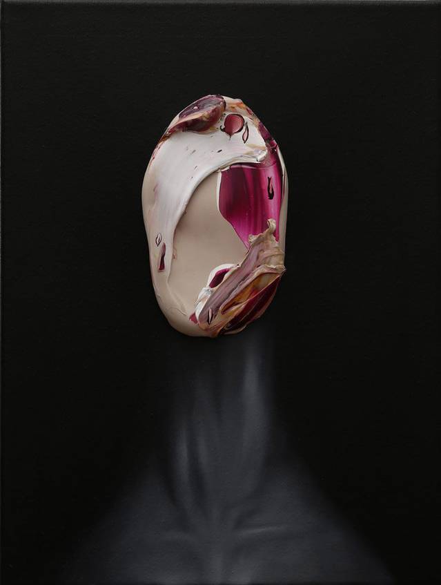 Mysterious Faceless Portrait – Fubiz Media