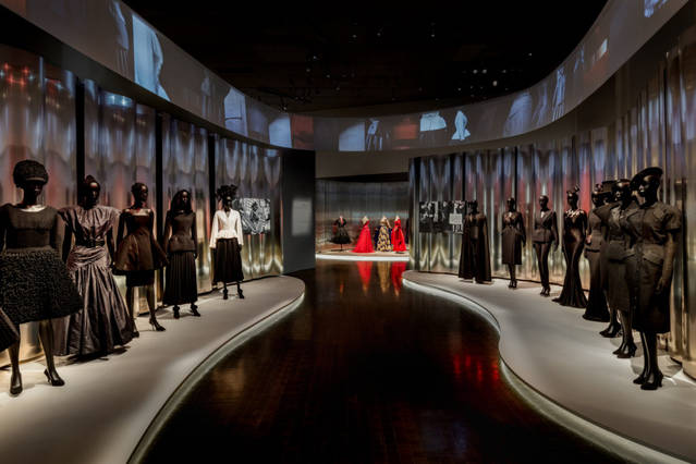 Dior Exhibition in Denver – Fubiz Media