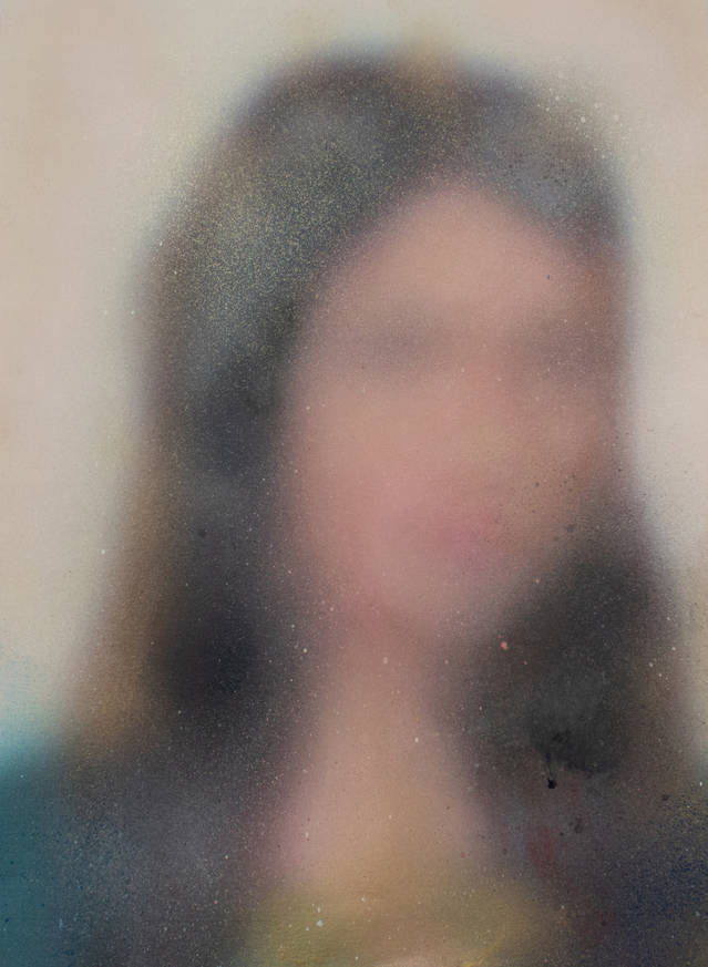 Surreal Blurred Portraits Between Painting and Photography – Fubiz Media