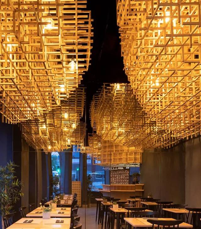 Wonderful Installation in a Ramen Restaurant – Fubiz Media