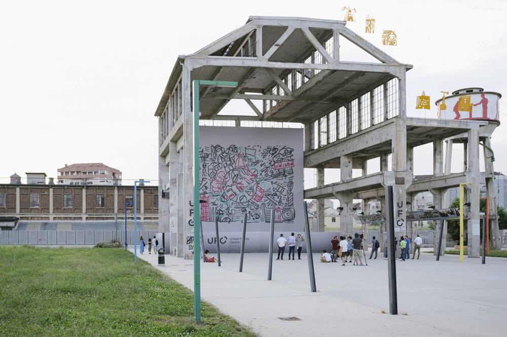 The First Graffiti Created by Drones – Fubiz Media