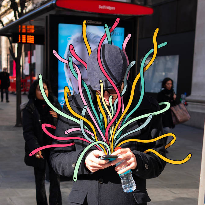 Smartphone Addiction in Pictures – Fubiz Media