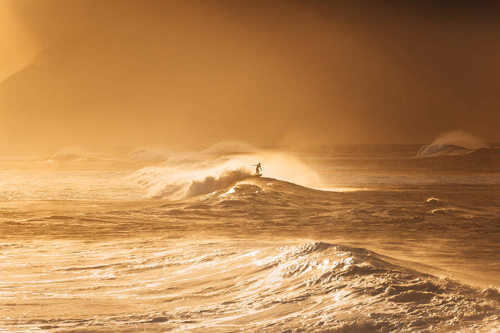Amazing Winter Waves in Hawaii – Fubiz Media