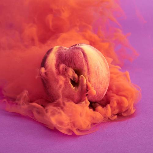 Mystical Fruits Filled with Smoke – Fubiz Media